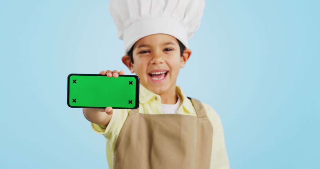 Mastering How to Use a Green Screen for Engaging Video Content